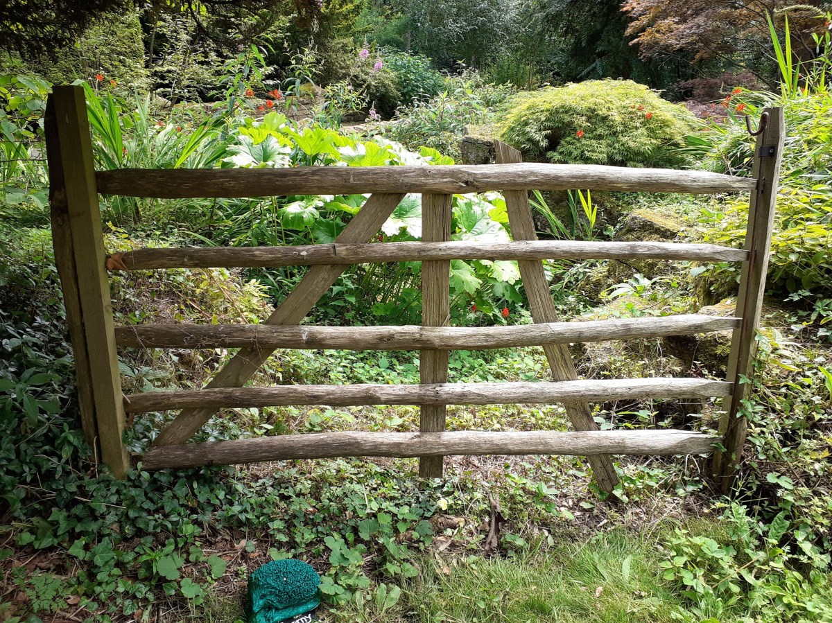 Mind your Qs and Fs – jules sparkles